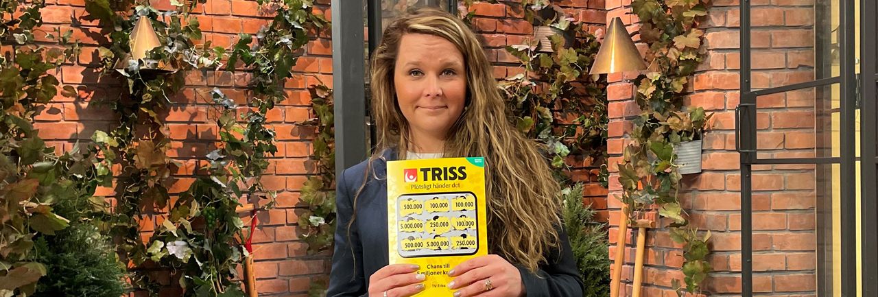 Letade lotter i soptunnan men hittade dom i snön – Linda vann 100 000 kronor